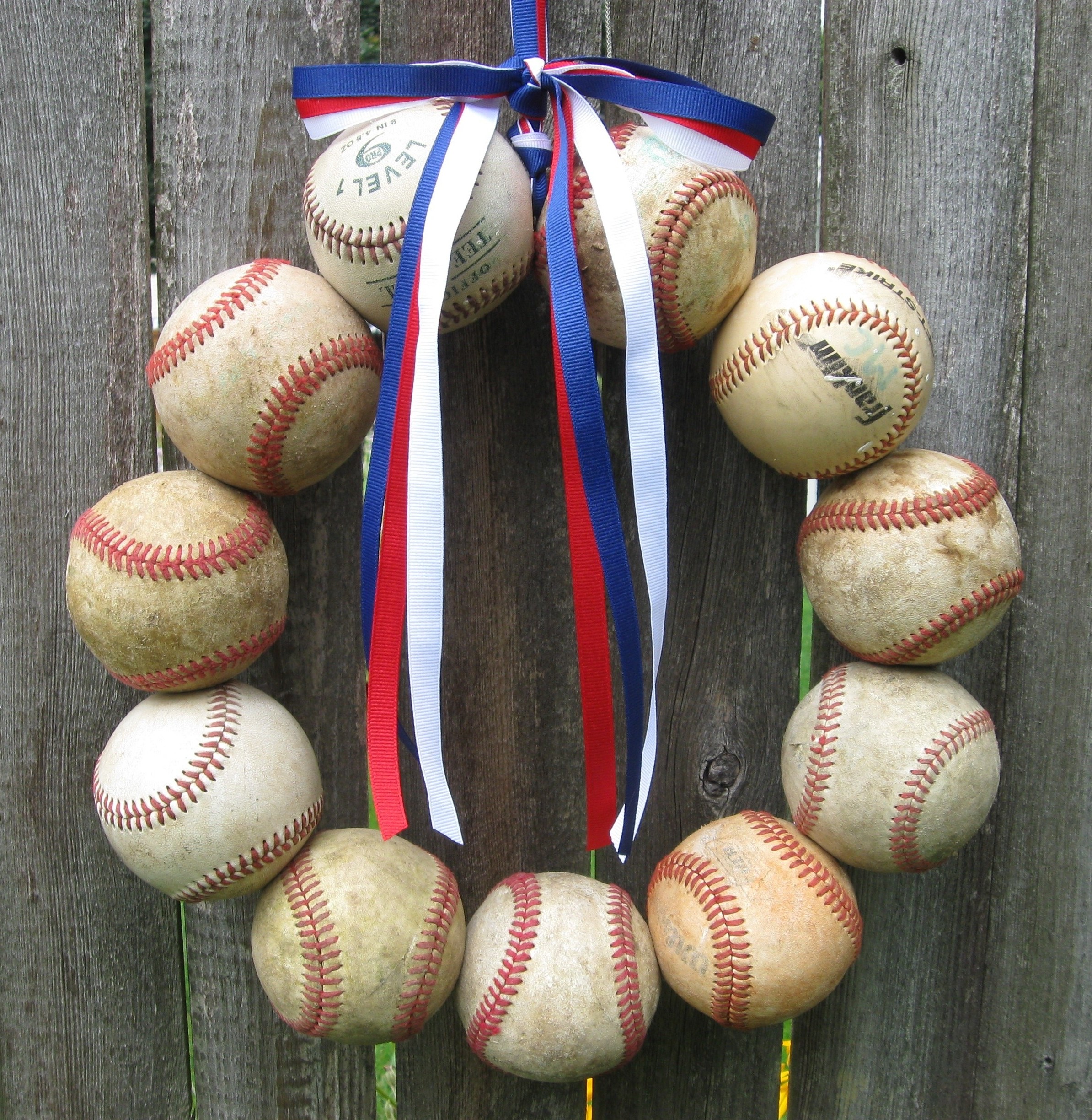 Baseball Love Wreath - Three Ribbons, No Letter on Luulla